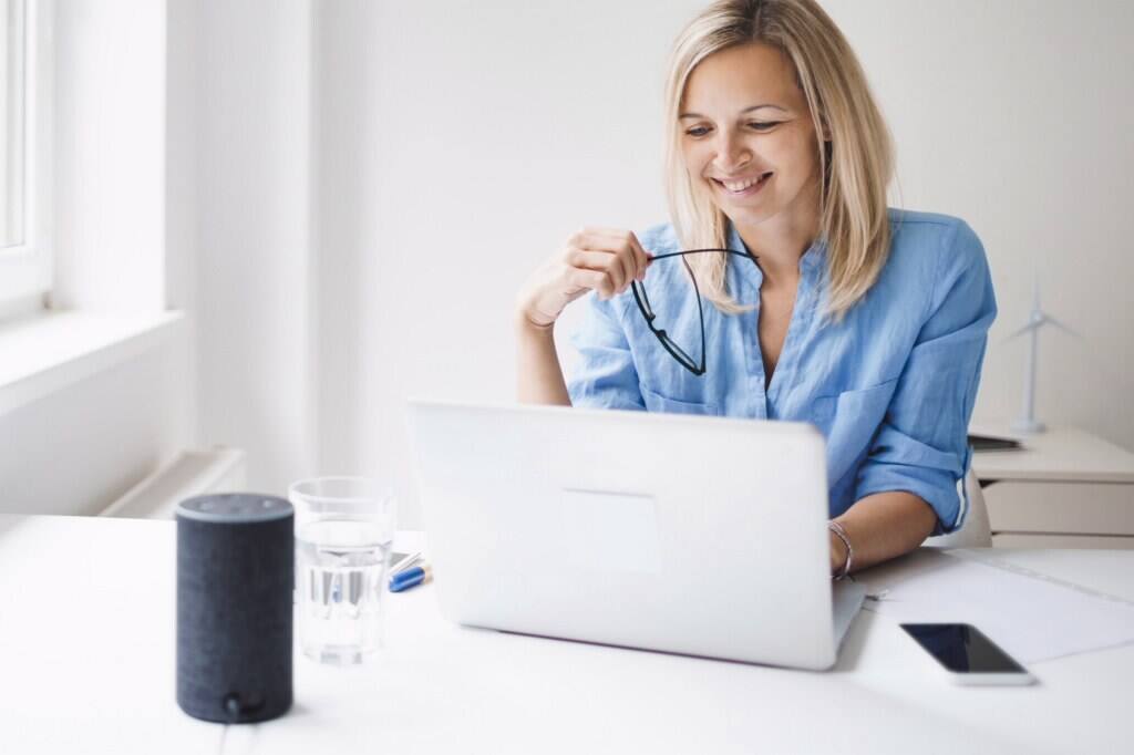 Implement automated risk governance, security compliance, and audit reporting for Oracle Databases