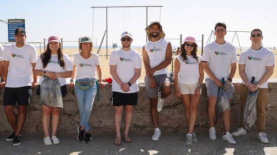 Oracle Volunteers Come Together To Deliver 4 000 Acts Of Kindness