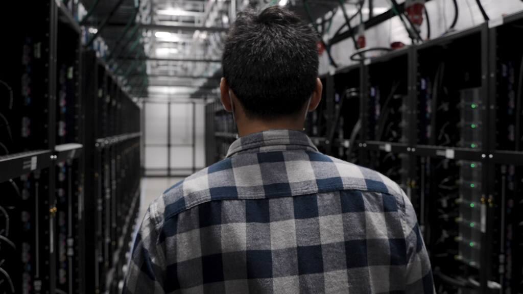 Oracle Sovereign Cloud Solutions Implement More Personnel Requirements