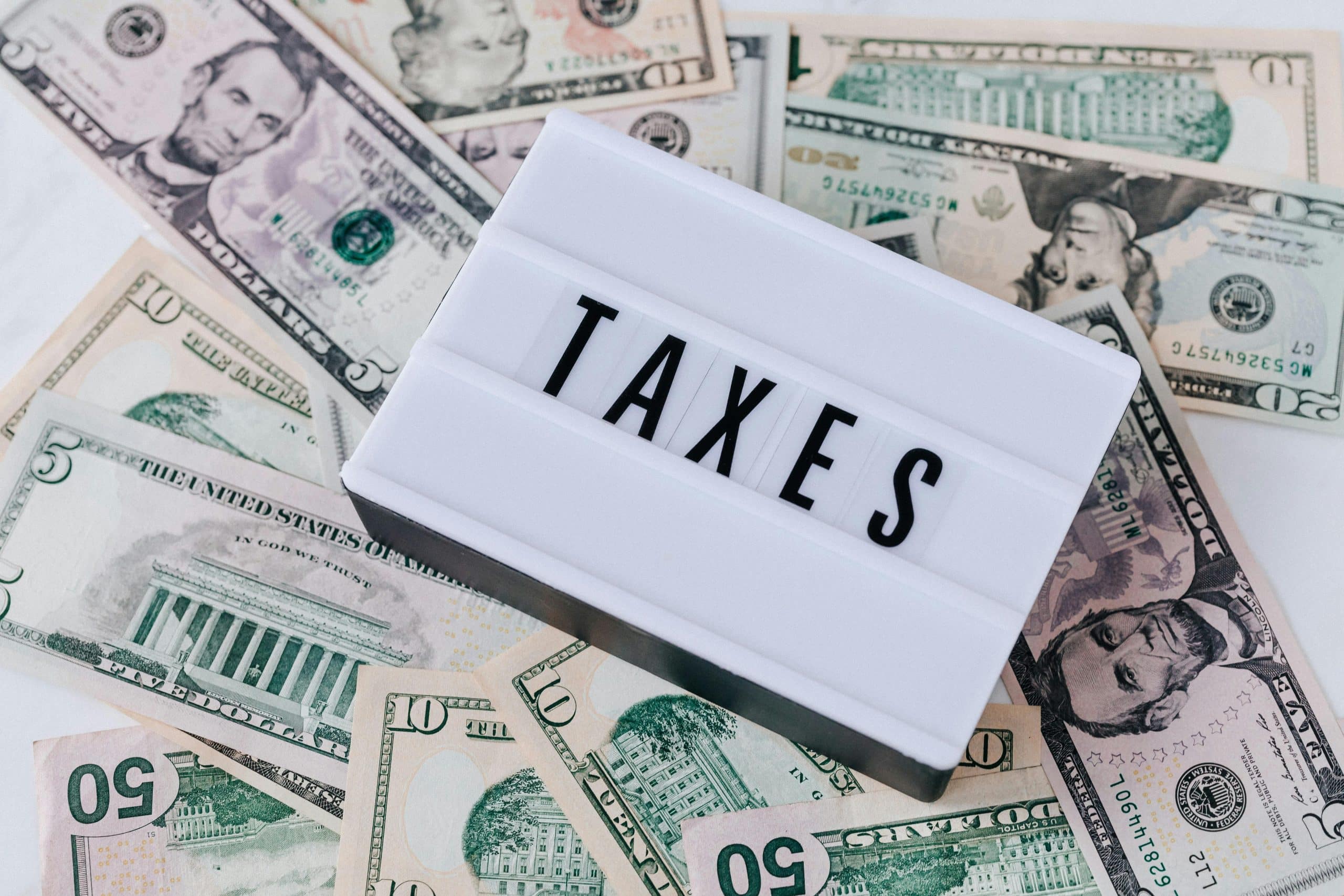 Supporting both SuiteTax and Legacy Tax in One SuiteApp | developers
